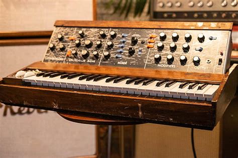 Matrixsynth Moog Minimoog Model D Monophonic Analog Synthesizer