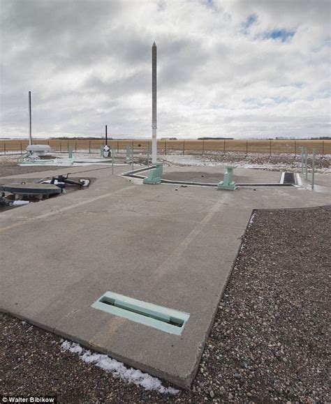 The Code To Us Nuclear Launch Codes Until 1977 Was Just 00000000