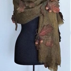 Handmade Merino Wool Felt Scarf Oak Leaf And Acorn Design Etsy