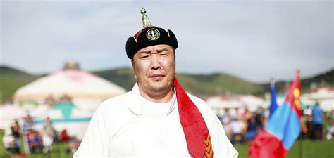 Улсын харцага Г Ганхуягийн гэрээс хэд хэдэн буу олджээ Mnews Mn