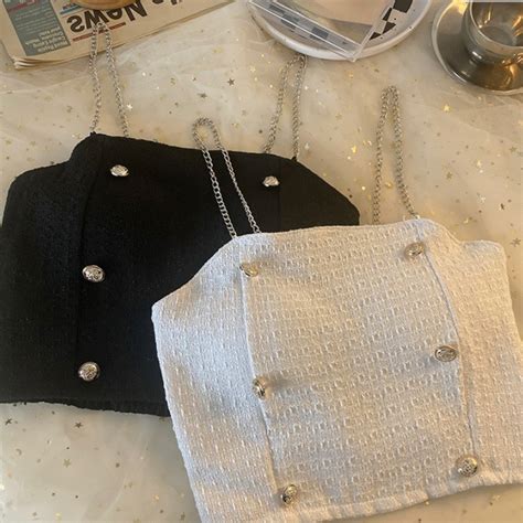 [1 1 아이브착용]단추 트위드 체인 끈나시 춤 무대의상 공연의상 무대 공연 댄서 아이브 금장 은장 금장단추 유니크 힙 러블리 섹시 글램 트위드나시 체인탑 탑 에이블리