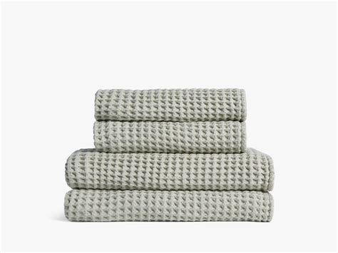 The 9 Best Waffle Towels To Add Spa Like Vibes To Your Bathroom