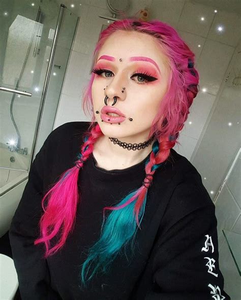 Pin By Gary Ellie Lee On Amazing Sceneemo Girls Cool Piercings