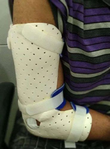 Plastic White Elbow Splint For Medical Industry Size Medium At Best Price In Mumbai