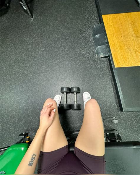 Gym Pov Workout Pictures Workout Clothes Legs Workout
