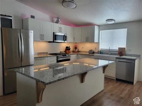 Mona Ut Bienes Raíces And Hogares En Venta Movoto