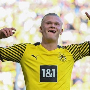 Erling Haaland Zu Real Madrid Schach Weltmeister Magnus Carlsen Träumt