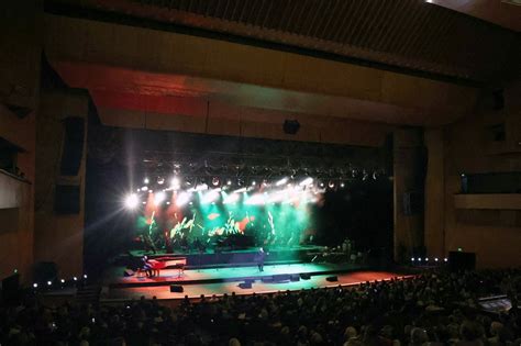 საქართველოს კულტურის სამინისტრო დიდ საკონცერტო დარბაზში მომღერალ აჩიკო ნიჟარაძის პირველი სოლო