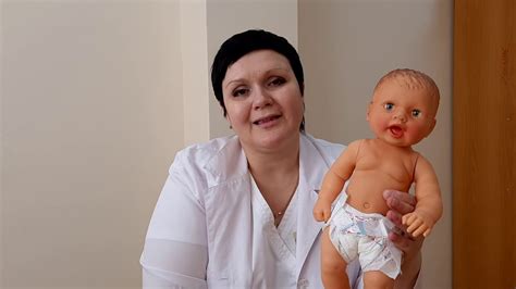 На какой день отпадает пуповина у новорожденного Нужно ли после этого его обрабатывать Youtube