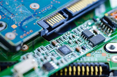 컴퓨터 회로 Cpu 칩 메인 보드 코어 프로세서 전자 장치 데이터 하드웨어 기술자 및 기술의 개념 0명에 대한 스톡 사진 및 기타 이미지 Istock