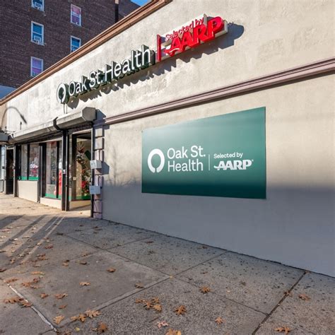 Carlos Nunez Md Endocrinologist New York Ny Oak Street Health