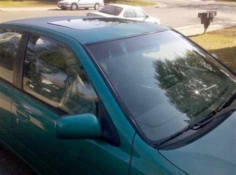 2002 Infiniti G20 Green