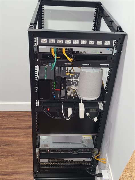 What Os Should I Use For A Simple Home Server R Homelab