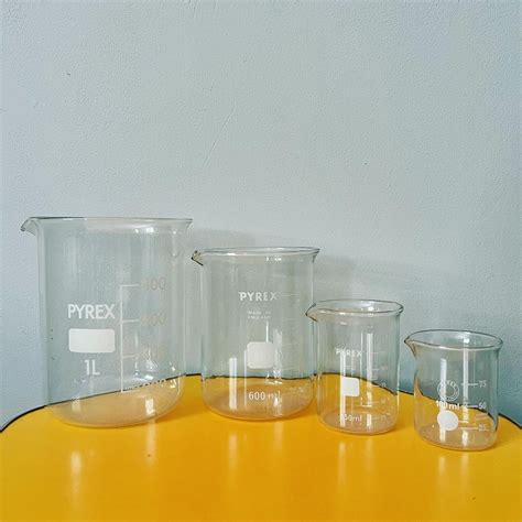 Vintage Scientific Pyrex Beakers Etsy