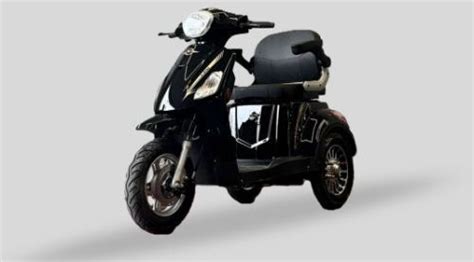 Three Wheeler Pev Phantom S Electric Scooter At Rs 98000 In Warangal Id 8203335