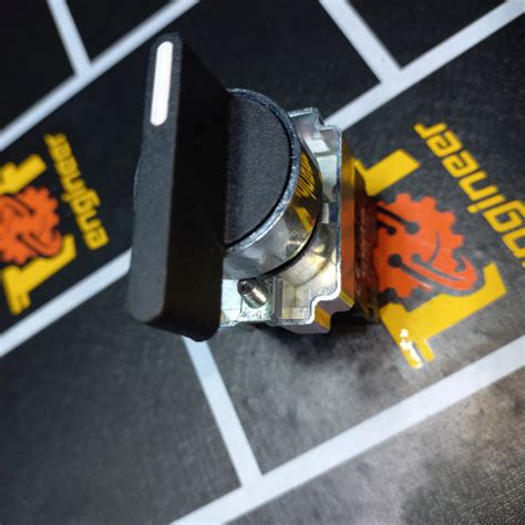 Jual SELECTOR SWITCH ELEKTRIK 22mm 2 Posisi NO Kab Karawang TOF ENGINEER TEKNIK Tokopedia