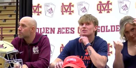 Mt Carmels Blayne Sisson Signs With The University Of Illinois Football