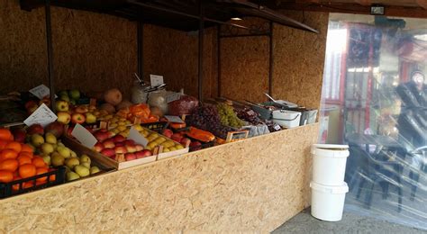 Пазар за плодове и зеленчуци Щросмайер Sofia