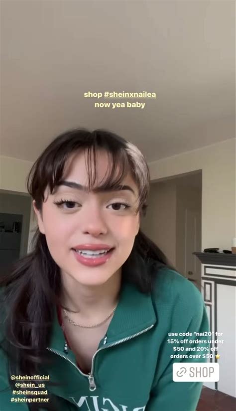 Pin By Alessia 🩷 On Nailea Devora Wispy Bangs Round Face Bangs For