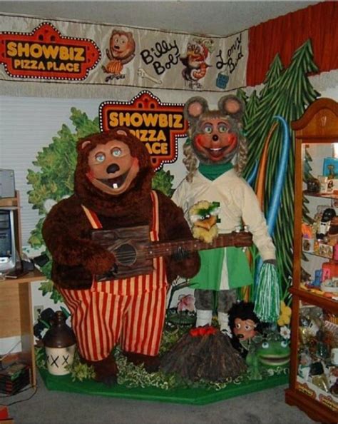 Billy Bob And Mitzi Showbiz Pizza Chuck E Cheese Retro Horror
