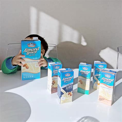 오랜만에 온 가족이 모이는 설명절 맛있지만 기름진 음식으로 속이 가득 찼다면 우리 가족 건강까지 생각하는 아몬드브리즈 로 채우고 비우세요 👉 100프로캘리포니아