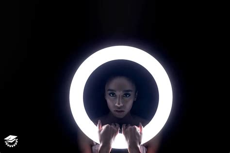 رینگ لایت چیست و چه کاربردی دارد؟