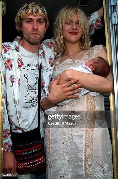 441 Courtney Love And Kurt Cobain Photos And High Res Pictures Getty Images