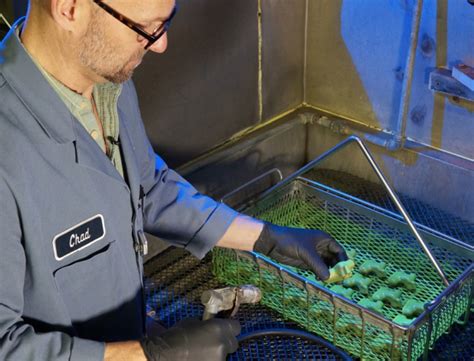 Fluorescent Penetrant Inspection 101 Fpi Overview