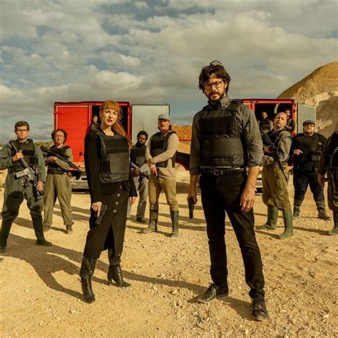 Pin By Coralie Fny On Lcdp Mv 🫶🏻 Professor Hd Phone Backgrounds Celebrity Crush