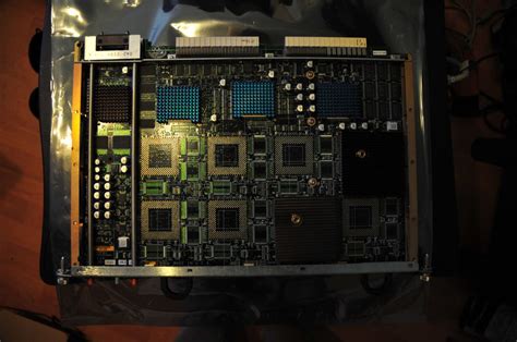 SGI Onyx Deskside VAXBARN SGI Onyx Deskside VAXBARN