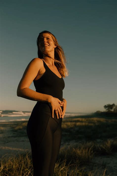 About Tahnee — Tahnee Taylor