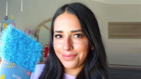 Run To Dollar Tree For Those Viral Long Vases Amazons Version Is 25 My Diys Make Them Great