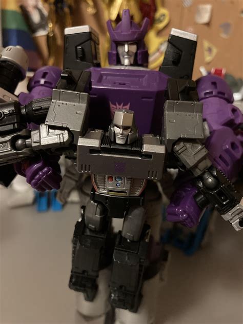 Tiny Megs 🥺🥺🥺 R Transformers