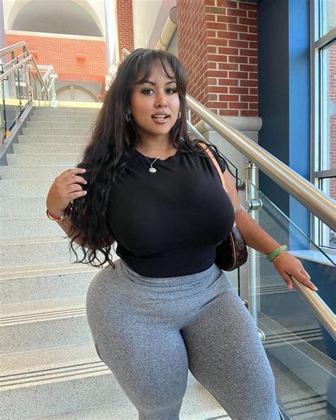 Sharon Grobben Hot Instagram Model Biography Height Net Worth