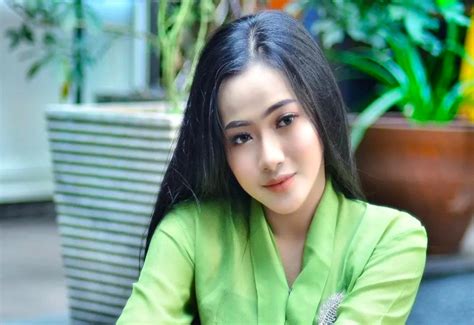 Ria Bintang Baru Di Dunia Musik Pop Indonesia