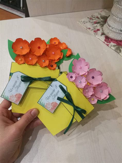 Картичка саксийка с цветя Handmasters Bg