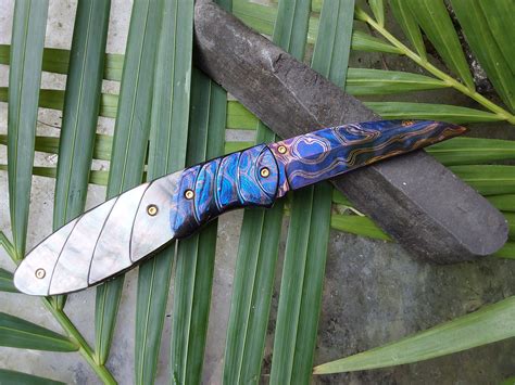 Black Lip Pearl Handle Folding Knife Mokumé Blade Titanium Bolsters