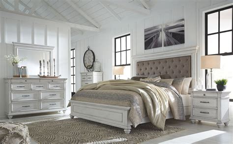 Kanwyn Upholstered Bedroom Set Furniture World Nw