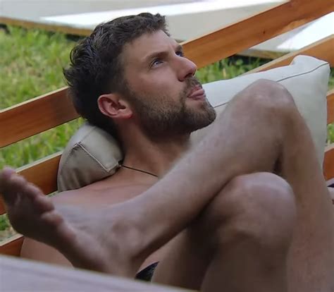 Santiago Algortas Feet