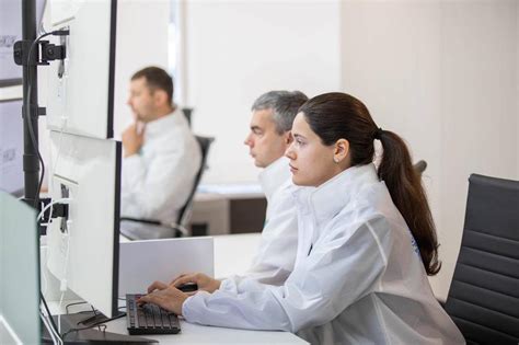 Рада національної безпеки і оборони України НКЦК посилює співпрацю з приватним сектором в