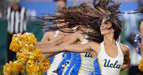 Stunning Ucla Cheerleader Going Viral During Ncaa Tournament The Spun