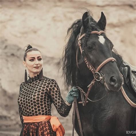 Инна Спинчевская Inna Oskar • Threads Say More