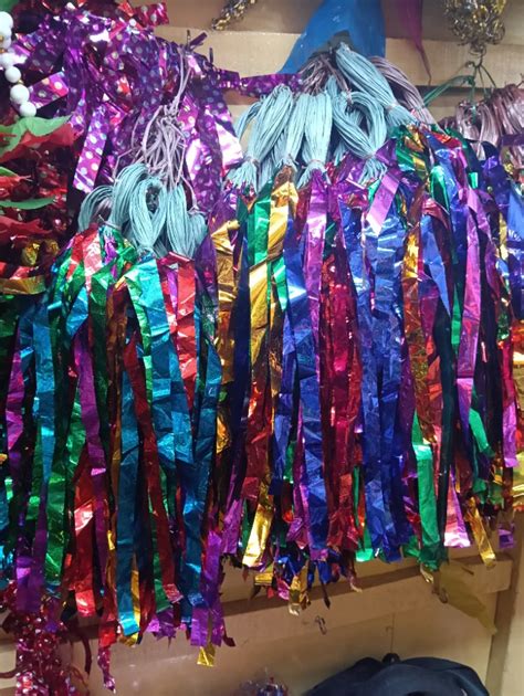 Plastic Artificial Flower Road Jhalar Party At ₹ 60 Dozen In Kolkata