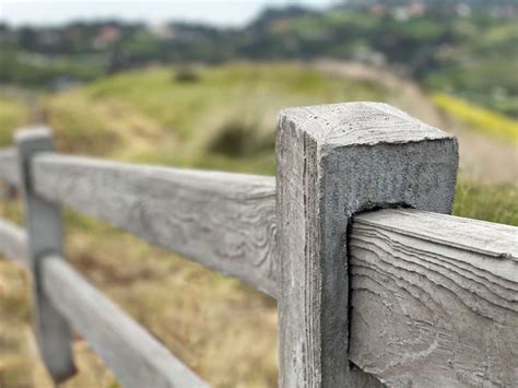 Precast Concrete Posts