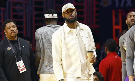 Lebron James Isnt Wearing A Walking Boot Anymore And…