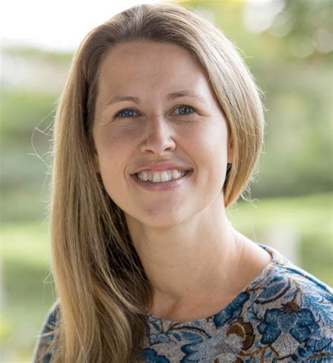 Chelsea Peetz Eagles Wings