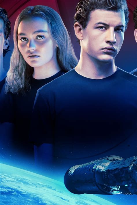 2000x3000 Resolution Tye Sheridan And Lily Rose Depp Voyagers 2000x3000