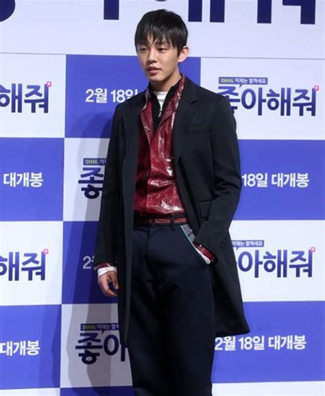 유아인 티셔츠 의류 브랜드가 표절 한글과 영어 결합한 디자인 많다 전자신문