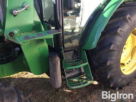 John Deere 5083e Mfwd Tractor Wloader Agriculture Bigiron