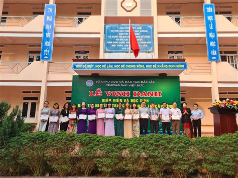 TrƯỜng Thpt ViỆt ĐỨc PhÂn CÔng Lao ĐỘng ĐỊnh KỲ KhỐi 10 ThÁng 122022